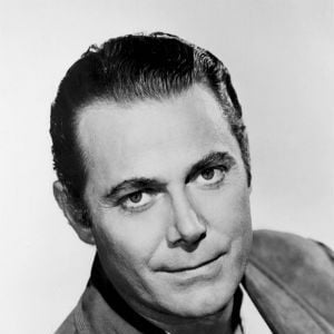 Jon Hall - AdoroCinema