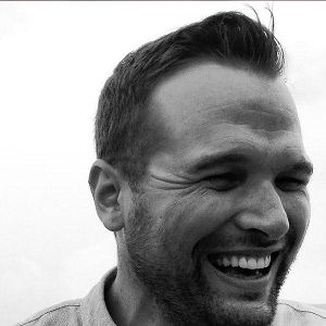 Joshua Locy - AdoroCinema