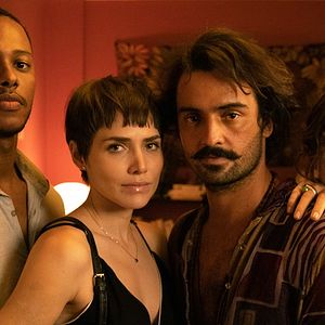 A Porta ao Lado - Filme 2021 - AdoroCinema