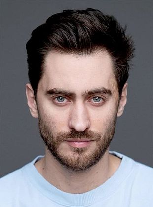 Dmitriy Chebotarev - AdoroCinema