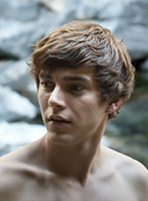 Oliver Russ - AdoroCinema