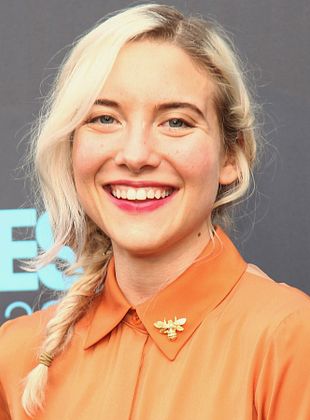 Cara Loften - AdoroCinema