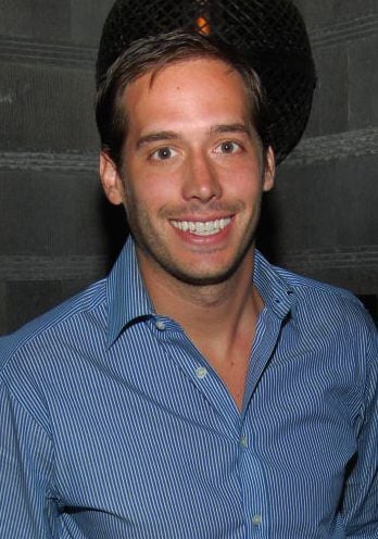 Carter Reum : A biografia - AdoroCinema