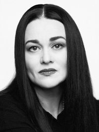 Yanina Kolesnichenko : A biografia - AdoroCinema