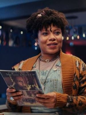 Fotos e posters da série Side Quest - AdoroCinema