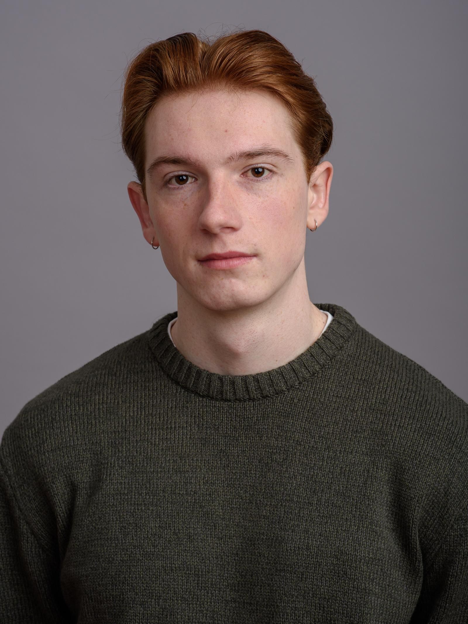 Ethan Saunders - AdoroCinema