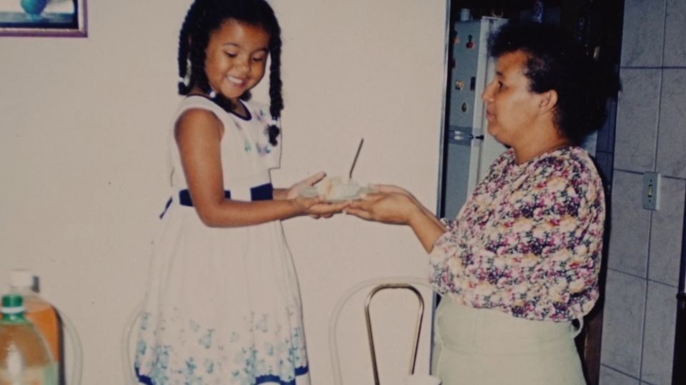 Trailer do filme Aqui Não Entra Luz - Aqui Não Entra Luz Teaser Oficial ...