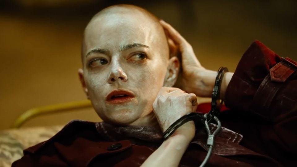 Trailer do filme Bugonia - Bugonia Trailer Legendado - AdoroCinema