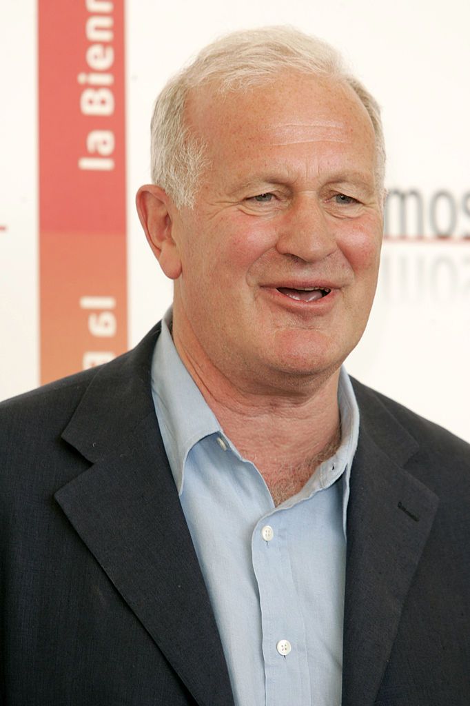 John Irvin : A biografia - AdoroCinema