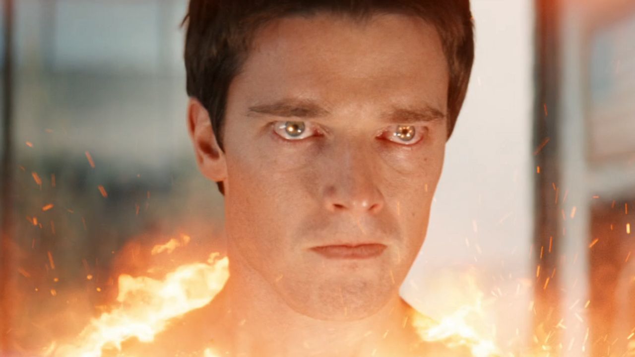 Este ator de Gen V é filho de Arnold Schwarzenegger e nem todos ...