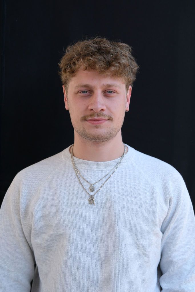 Antoine-Olivier Pilon : A biografia - AdoroCinema