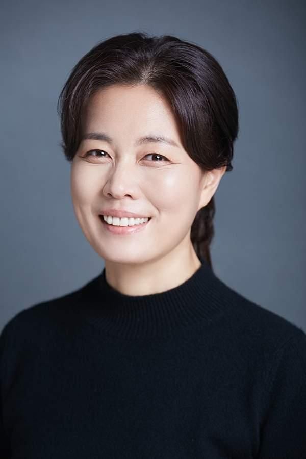 Jeong-yeong Kim : A biografia - AdoroCinema