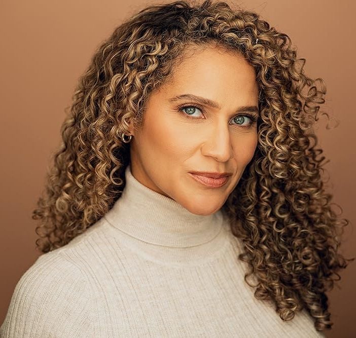 Talia Thiesfield - AdoroCinema