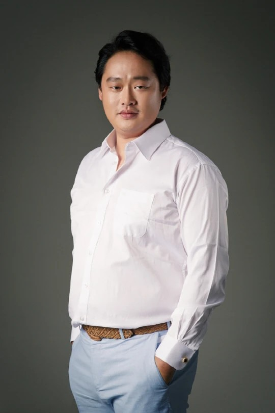 Lee Yoo-Joon : A biografia - AdoroCinema