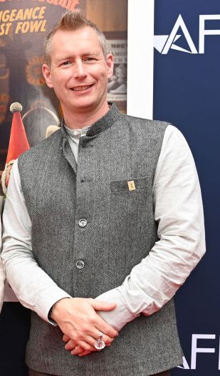 Merlin Crossingham : A biografia - AdoroCinema