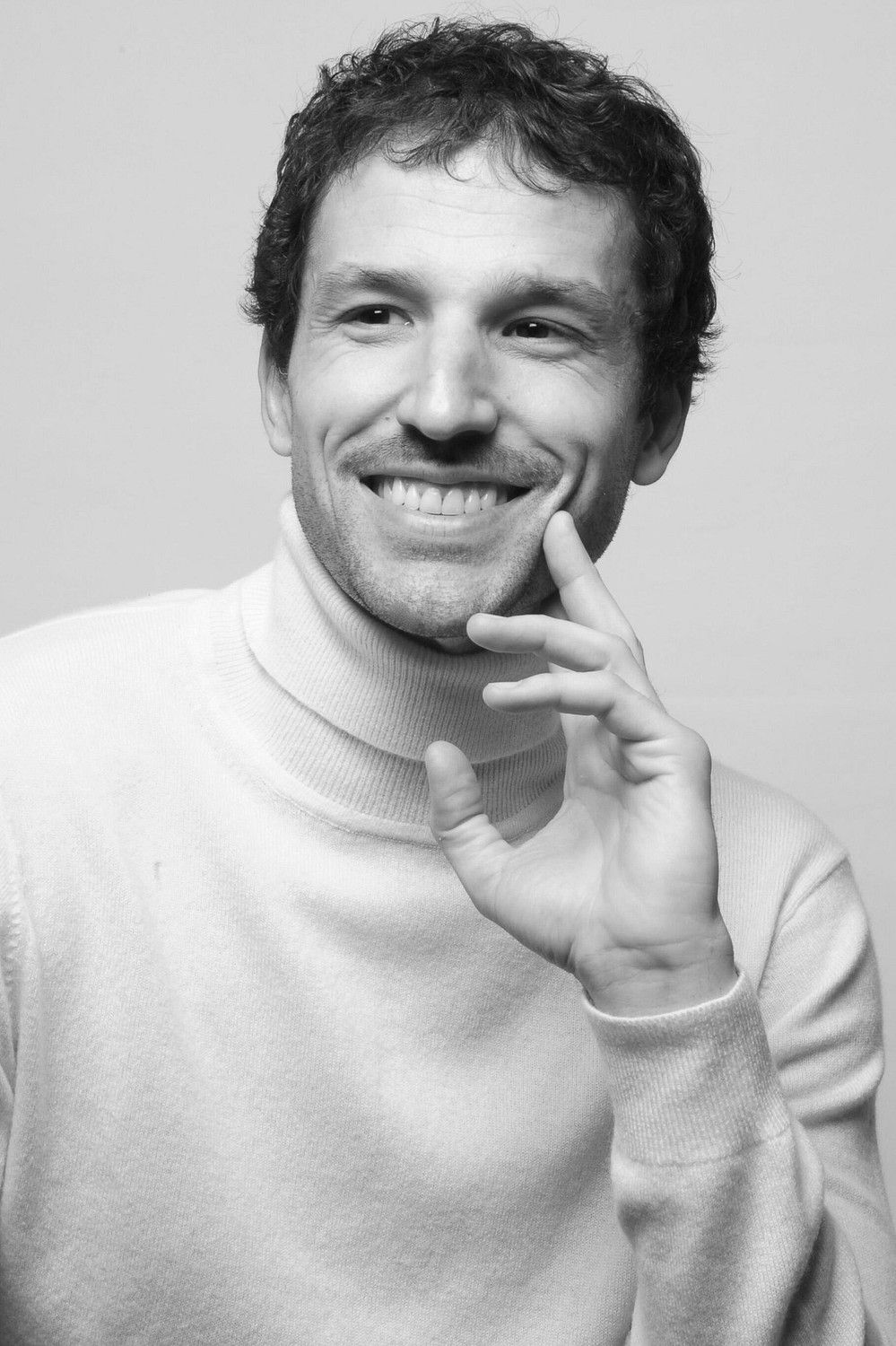 Victor Bessière : A biografia - AdoroCinema
