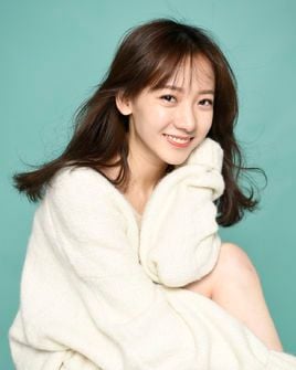 Fan Dong : A biografia - AdoroCinema
