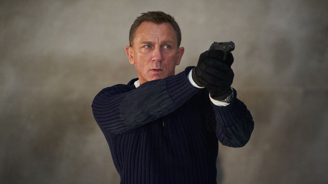 Há 38 anos, este ator de Matrix quase interpretou James Bond - mas ...