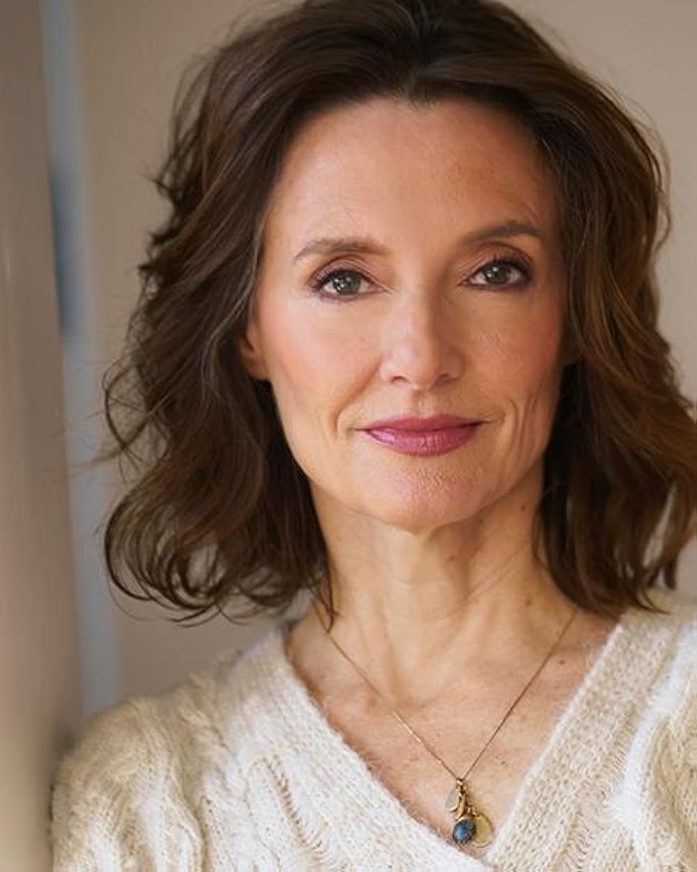 Amie MacKenzie : A biografia - AdoroCinema