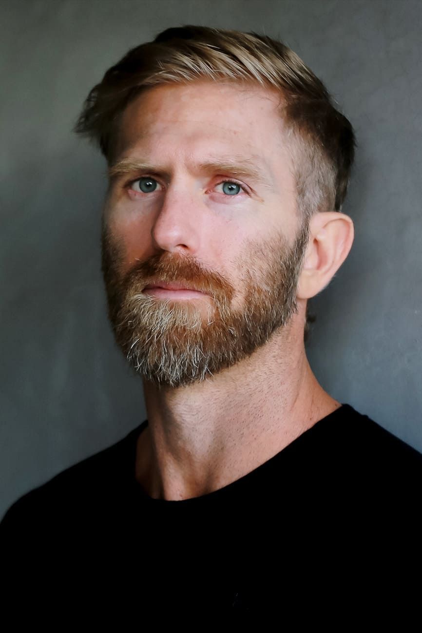 Kaiwi Lyman - AdoroCinema