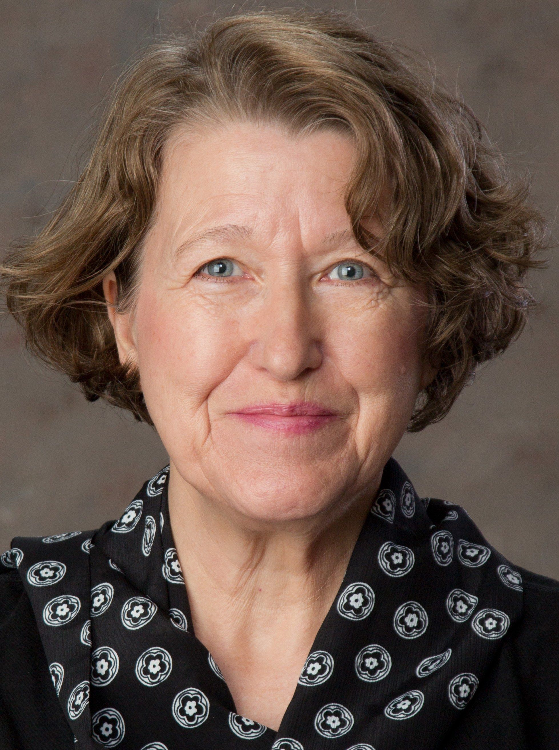 Neva Howell : A biografia - AdoroCinema