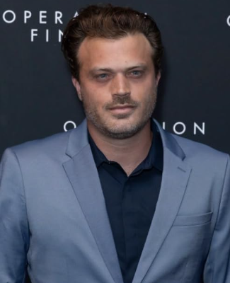 Greg Hill - AdoroCinema