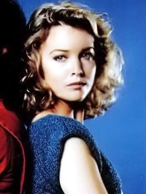 Faye Grant - AdoroCinema