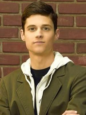 Ken Baumann - AdoroCinema