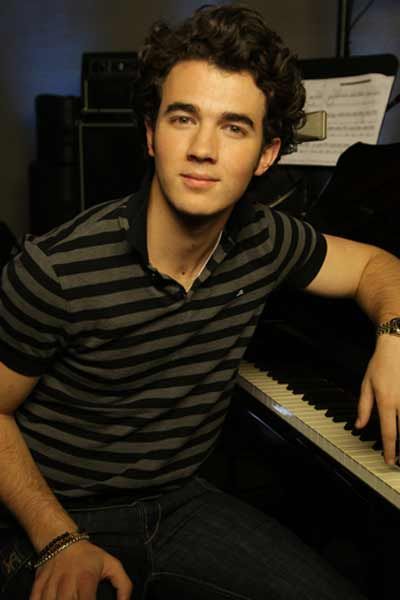 Foto de Bruce Hendricks - Jonas Brothers 3D: O Show : Fotos Kevin Jonas ...