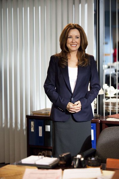 The Closer : Fotos Mary McDonnell - 19 no 82 - AdoroCinema