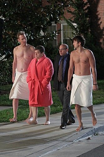 Foto de Ashton Kutcher - Two And a Half Men : Fotos Patton Oswalt, Ryan ...