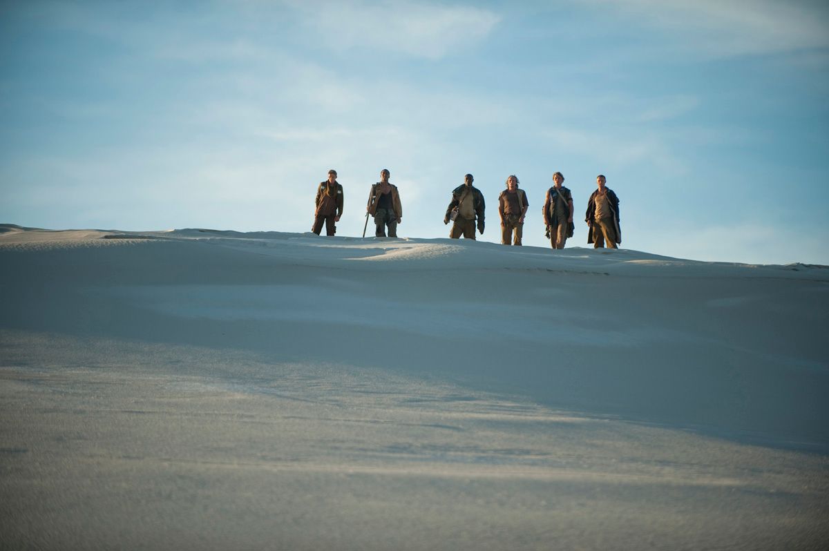 Outcasts : Outcasts : Fotos - 4 no 28 - AdoroCinema