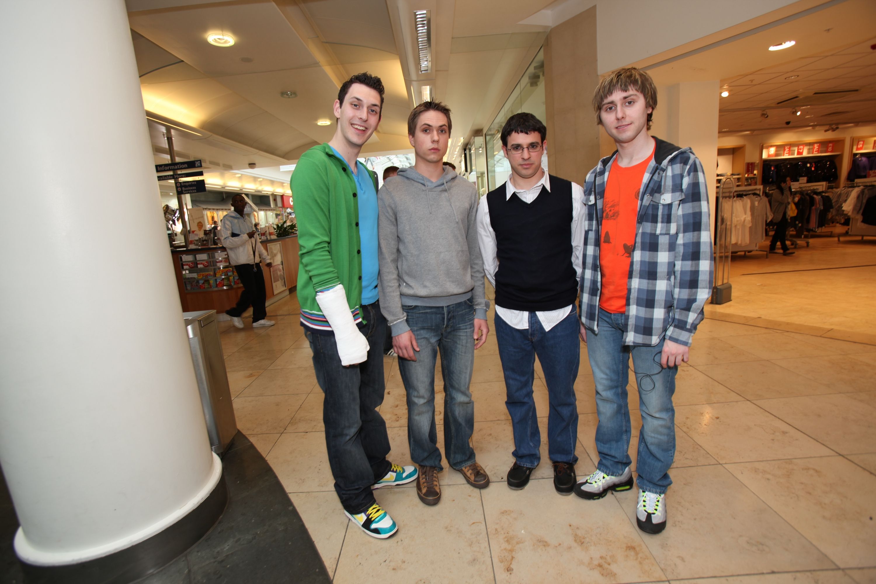 Foto de Simon Bird - Fotos James Buckley, Simon Bird, Joe Thomas (XIX ...