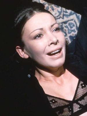 Viveca Lindfors - AdoroCinema