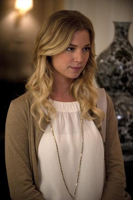 Revenge : Revenge : Fotos Emily VanCamp - 511 no 584 - AdoroCinema