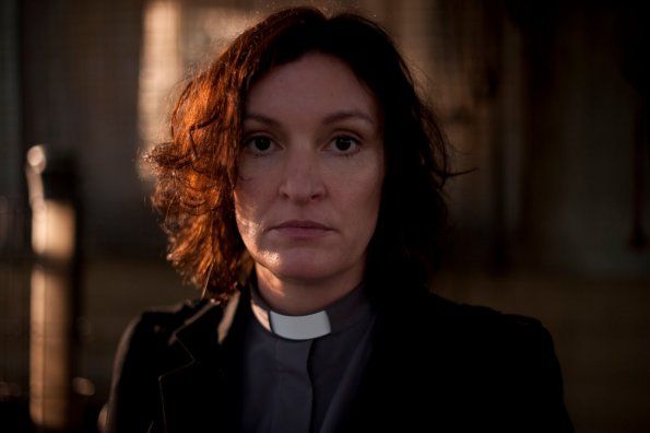 The Fades : Fotos Daniela Nardini - 2 no 2 - AdoroCinema