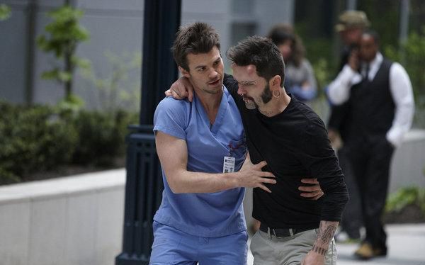 Saving Hope : Saving Hope : Fotos Daniel Gillies - 118 no 160 - AdoroCinema
