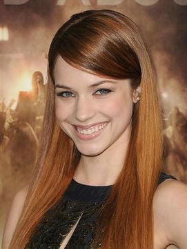 Alexis Knapp - AdoroCinema