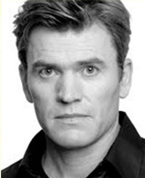 Richard Dillane - AdoroCinema