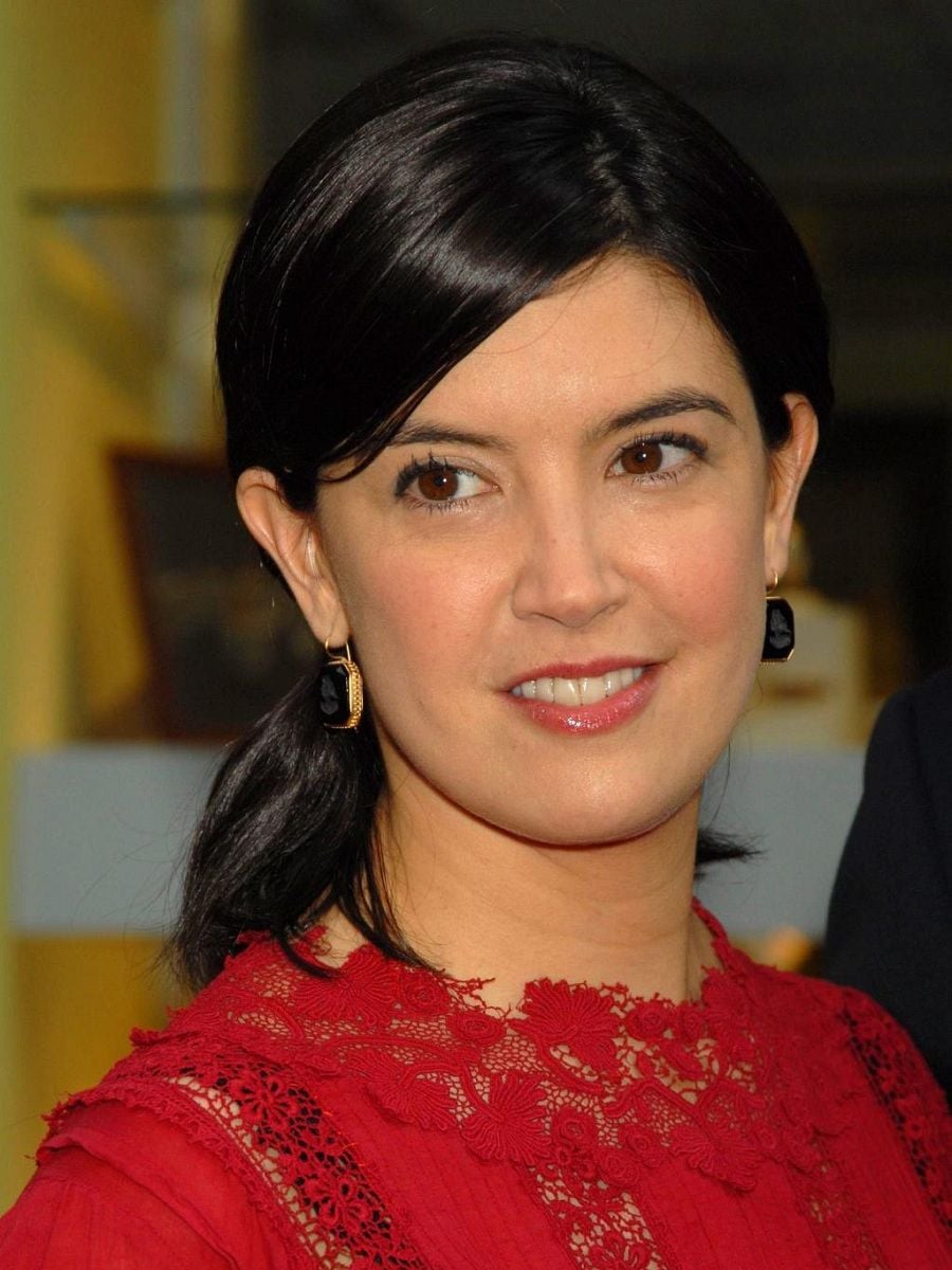 Phoebe Cates - AdoroCinema