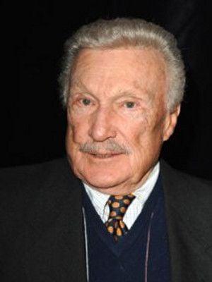 Warren Stevens - AdoroCinema