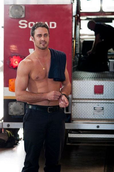 Foto de Taylor Kinney - Chicago Fire : Fotos Taylor Kinney - Foto 274 ...