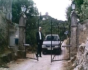 Trailer do filme O Convento - O Convento Trailer Original - AdoroCinema