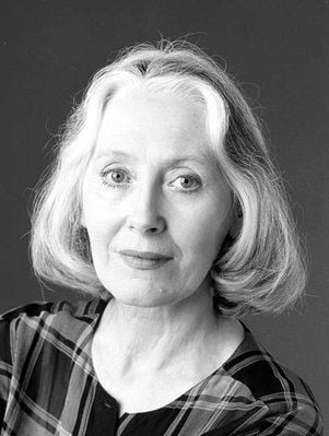 Julia Blake - AdoroCinema