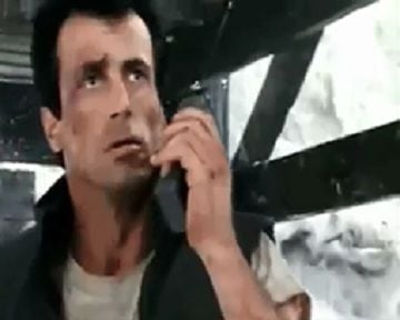 Trailer do filme Risco Total - Risco Total Trailer Original - AdoroCinema