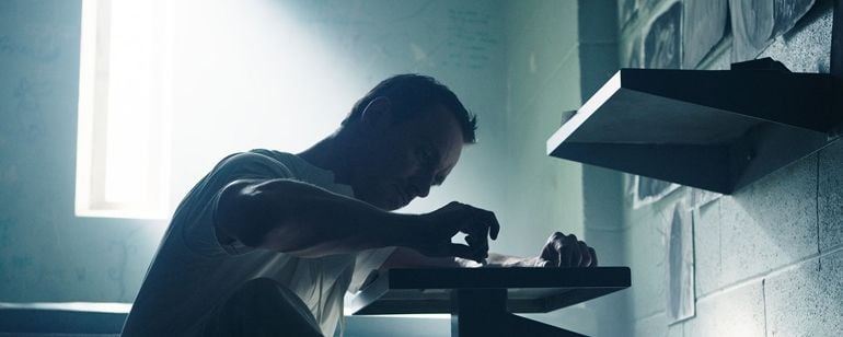 Callum Lynch desenha aprisionado em nova imagem de Assassin's Creed ...