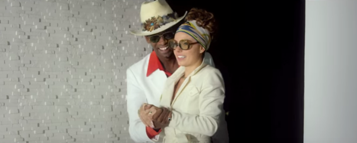 Simonal: Isis Valverde e Fabrício Boliveira levam vida extravagante em ...