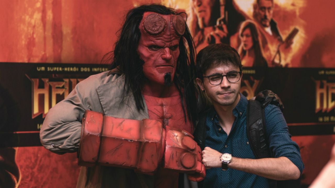 Hellboy: Pré-estreia tira o fôlego dos fãs com o super-herói dos ...
