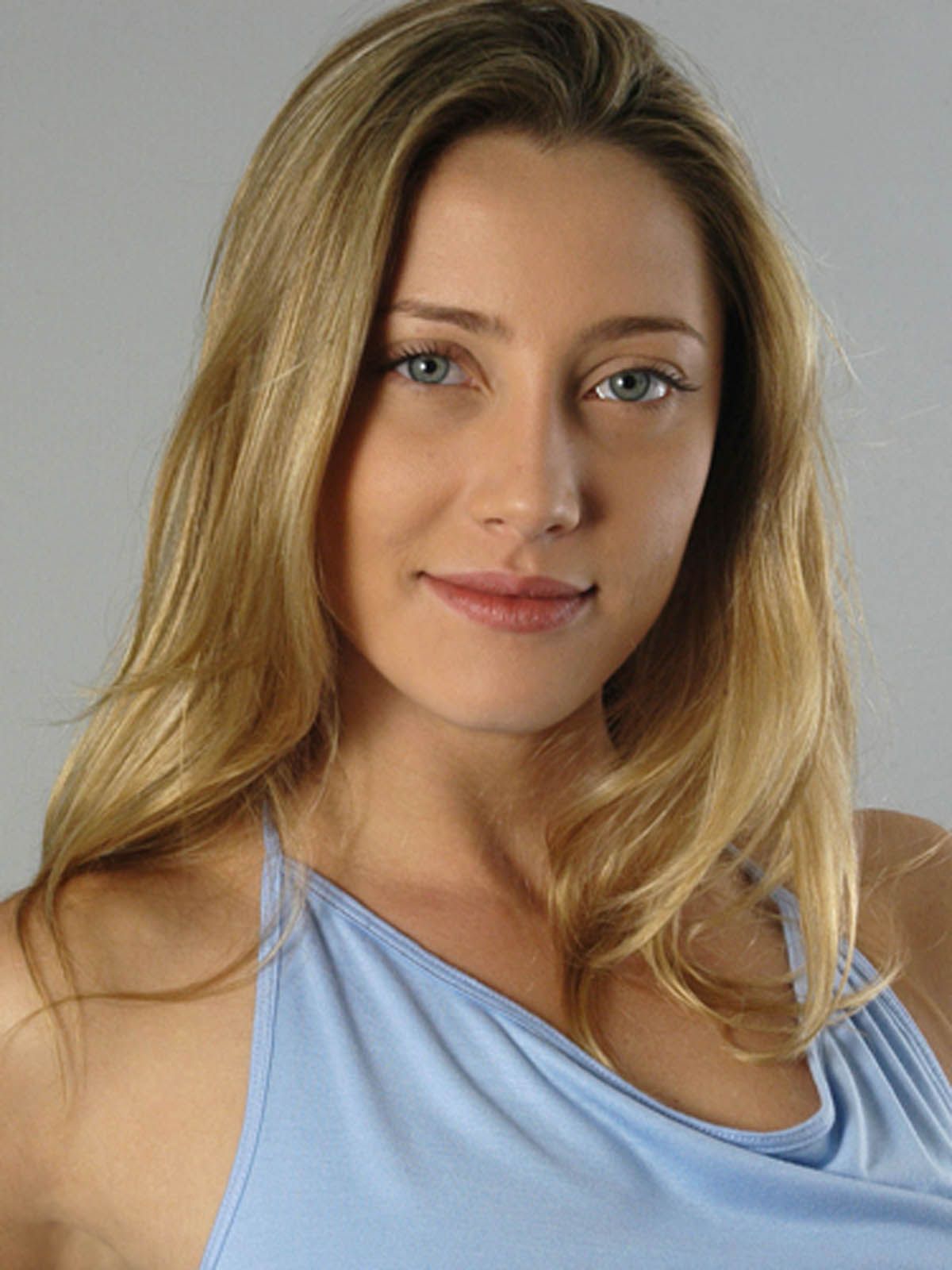 Vanessa Bueno : Notícias - AdoroCinema