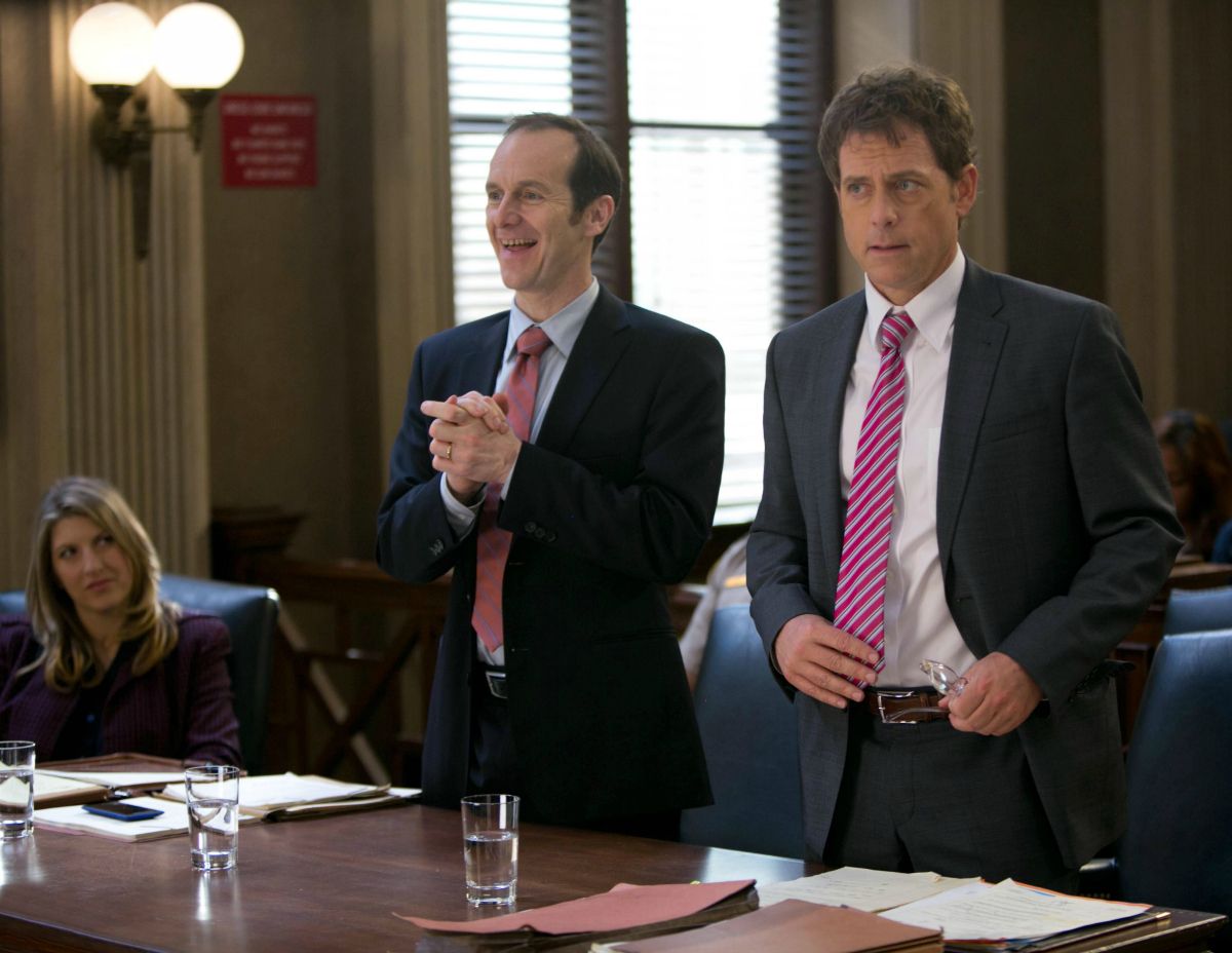 Rake (US): Foto Denis O'Hare, Greg Kinnear - 1 no 51 - AdoroCinema